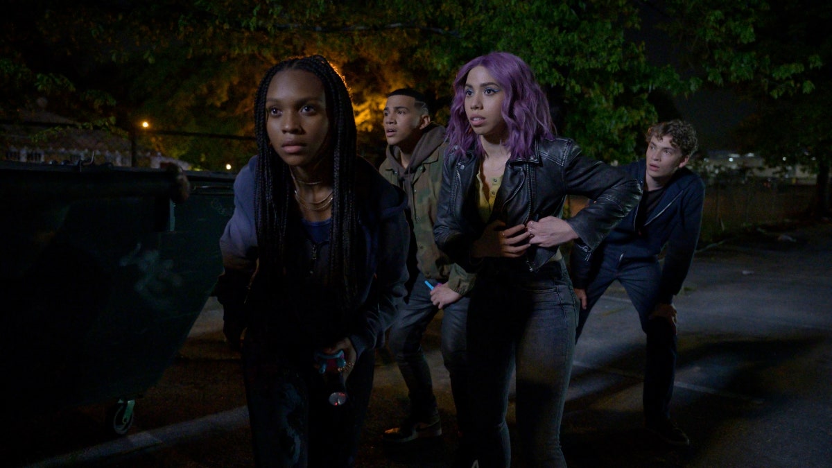 The CW Reveals Its Winter Schedule | Hollywood North News